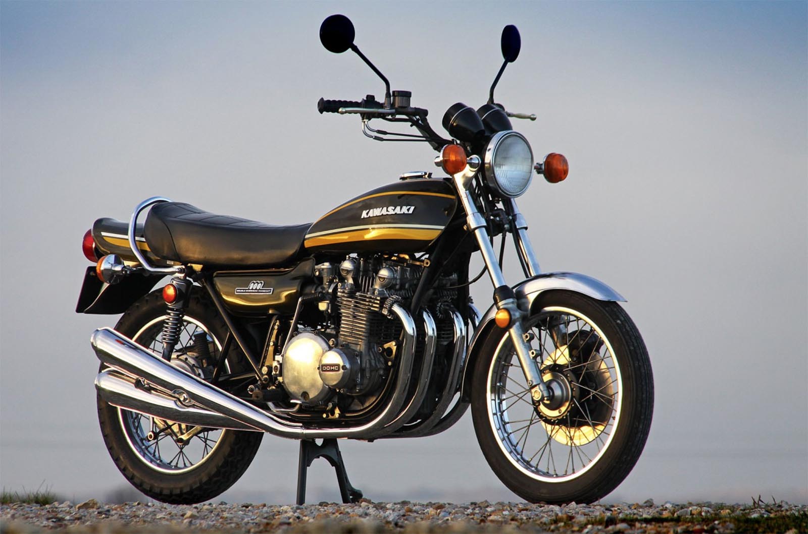 Kawasaki Z1- 4 máy 900cc những năm thập niên 70 | BornToRide